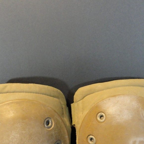 Accessories | Blackhawk Hellstorm Advanced Tactical Knee Pads Polyurethane Pad Sv 227 | Poshmark